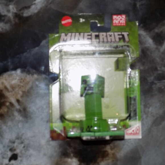 Mattel | Toys | Minecraft Micro Collection 2 Creeper Minifigure New ...